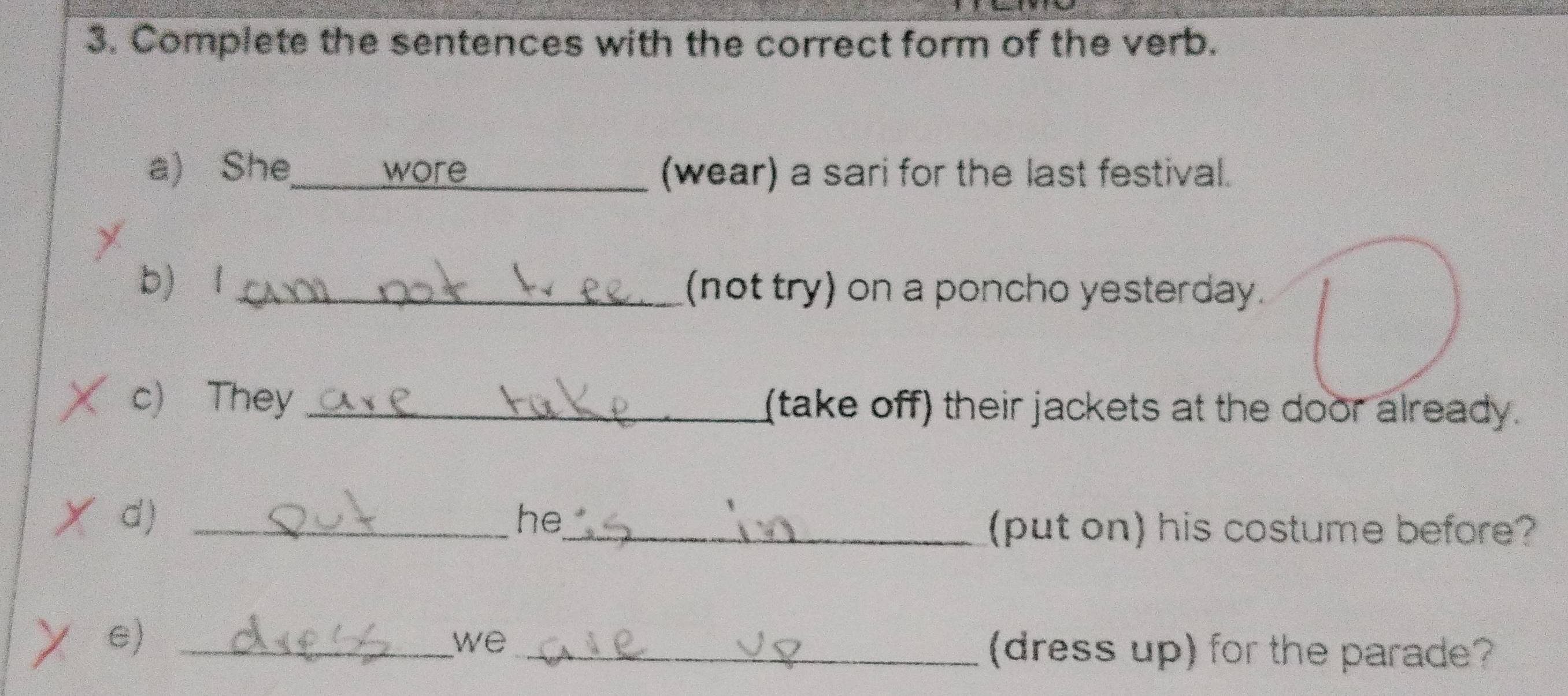 Resuelto:Complete the sentences with the correct form of the verb. a ...