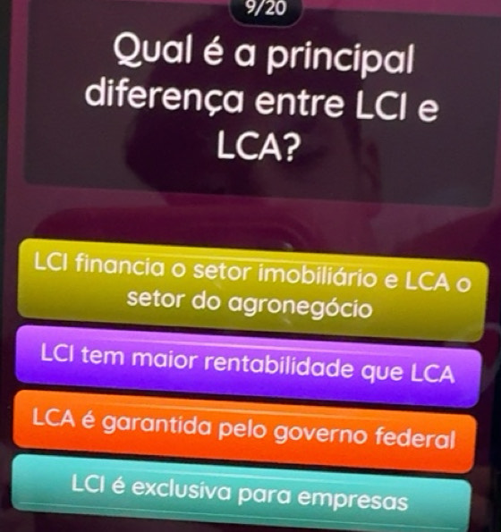 Resolvido:9/20 Qual é a principal diferença entre LCI e LCA? LCI ...