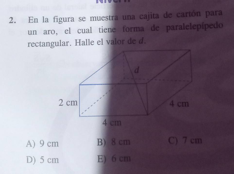 Resuelto:En la figura se muestra una cajita de cartón para un aro, el cual tiene forma de paralelep