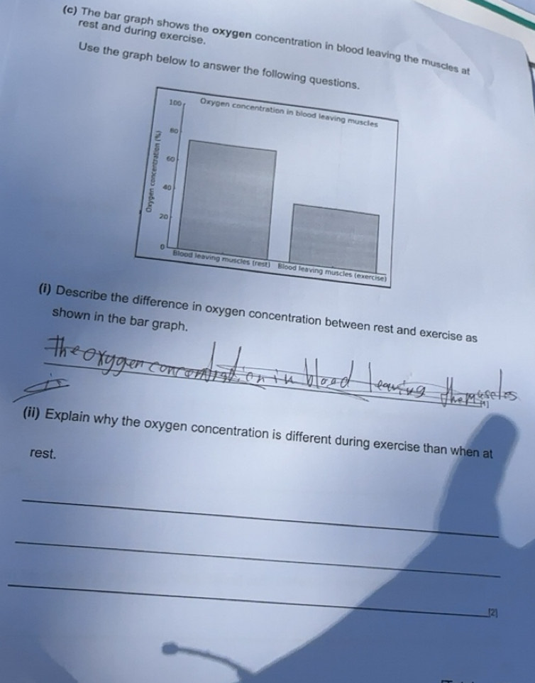 Gelöst:rest and during exercise. (c) The bar graph shows the oxygen ...