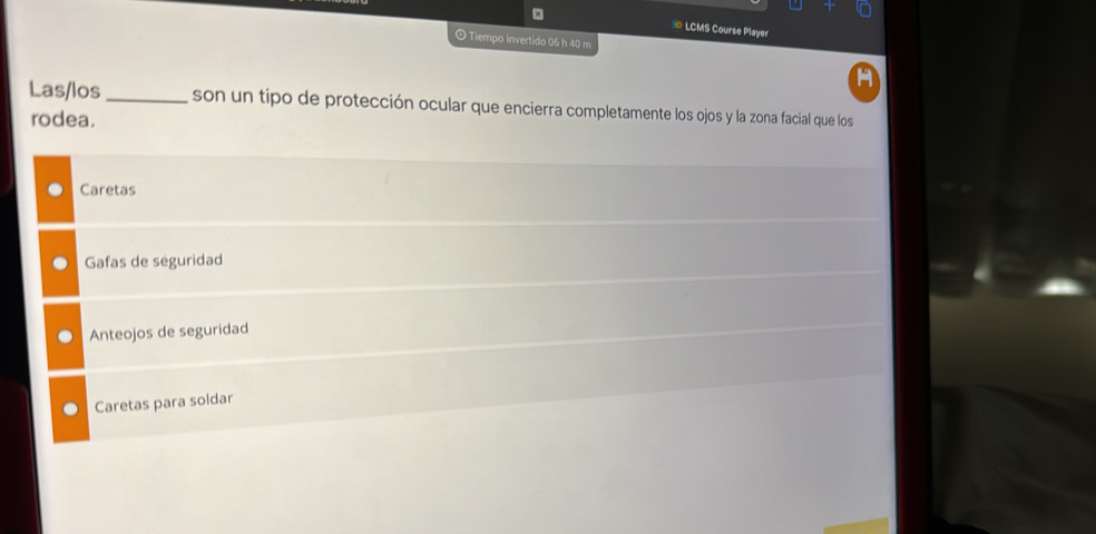 Solved: LCMS Course Player ⊙ Tiempo invertido 06 h 40 m Las/los _son un ...