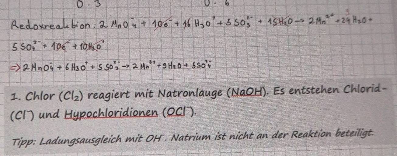 Gelöst:Chlor (Cl_2) reagiert mit Natronlauge (NaOH). Es entstehen ...