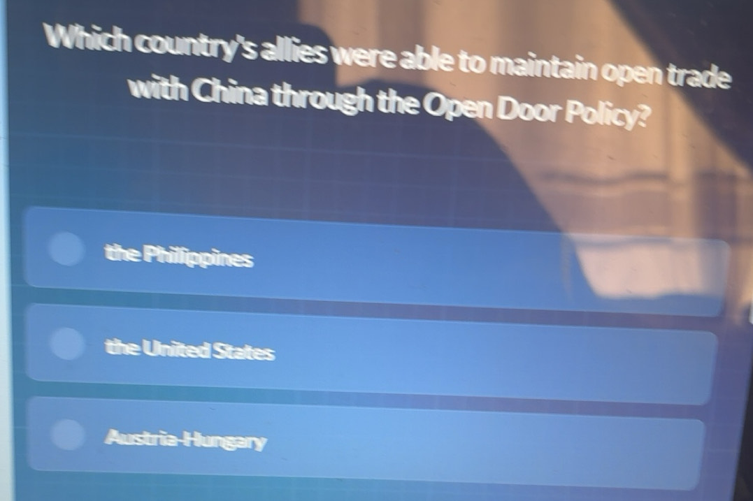 Gelöst:Which country's allies were able to maintain open trade with ...