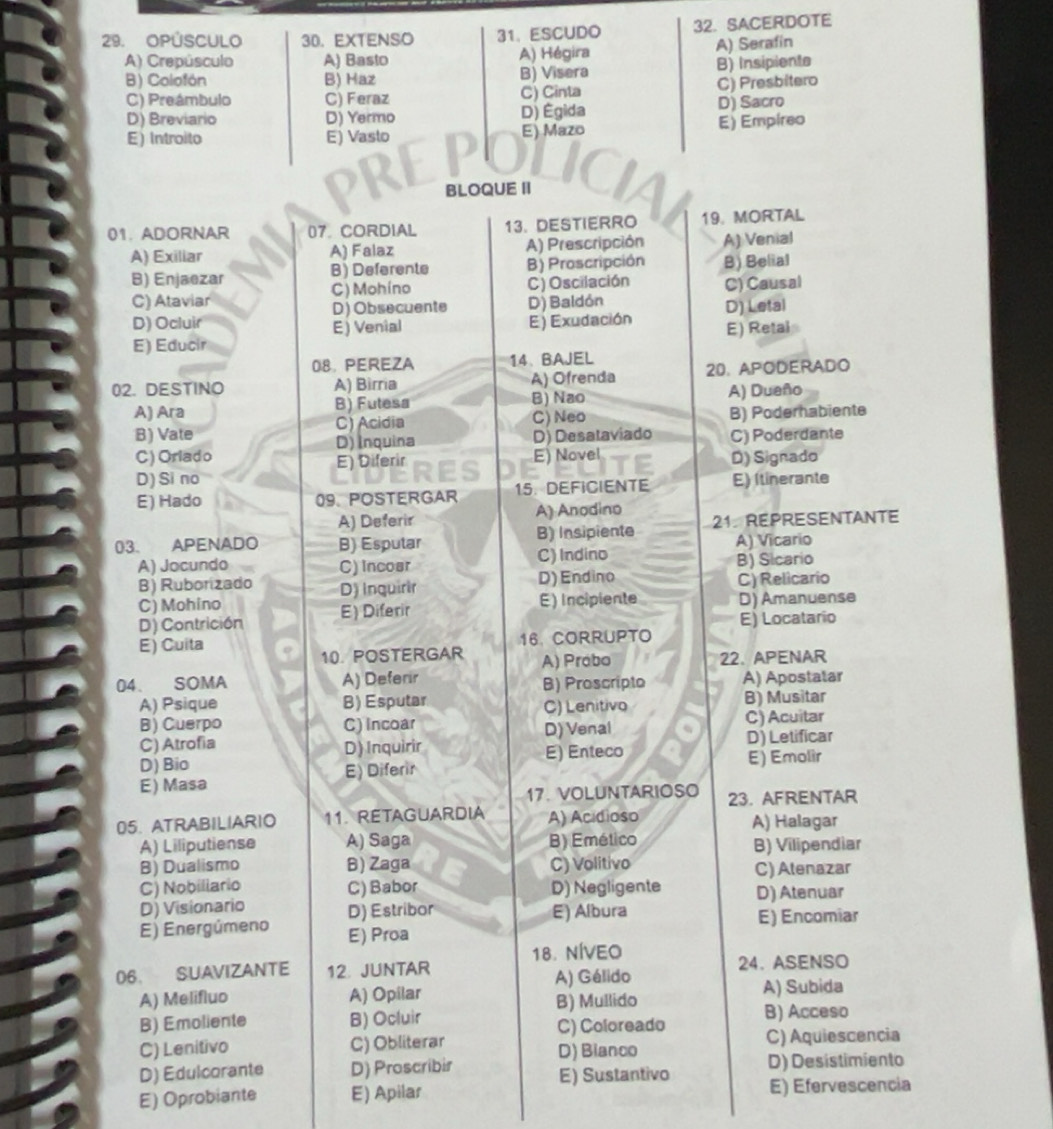 Resuelto:OPÚSCULO 30. EXTENSO 31、 ESCUDO 32. SACERDOTE A) Crepúsculo A ...