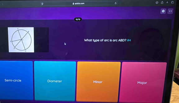 Solved: θ quizizz.com 10/10 What type of arc is arc ABD? #4 Semi-circle ...