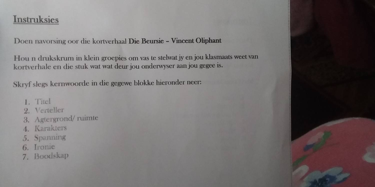 Solved: Instruksies Doen navorsing oor die kortverhaal Die Beursie ...