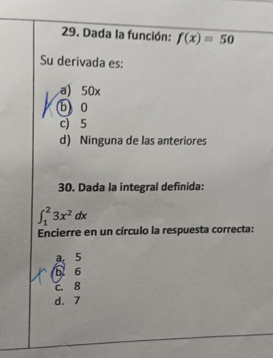 Resuelto:Dada la función: f(x)=50 Su derivada es: a) 50x b) 0 c) 5 d ...