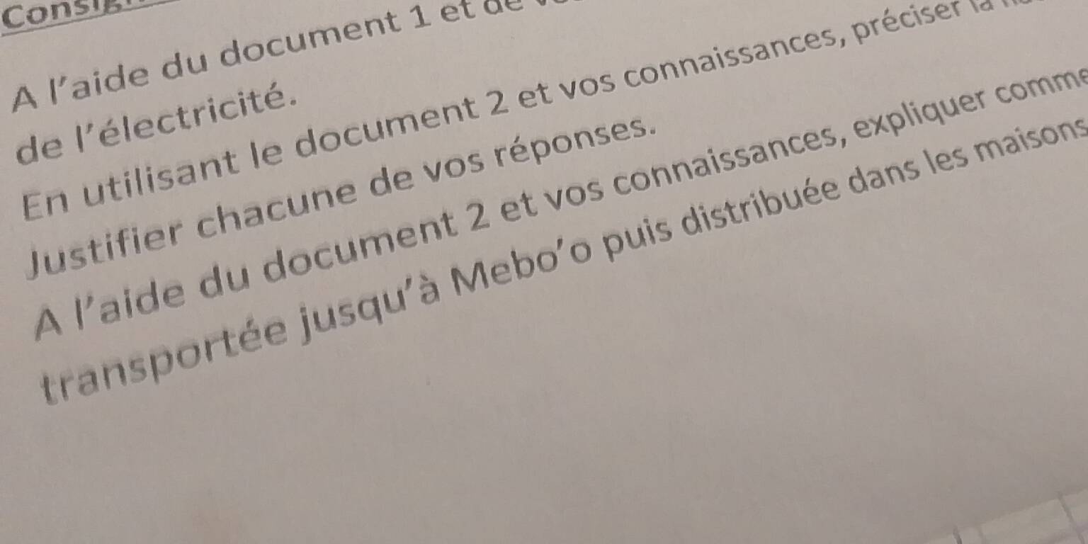Gelöst:Consig A u en d En utilisant le do cument et s connaissances ...