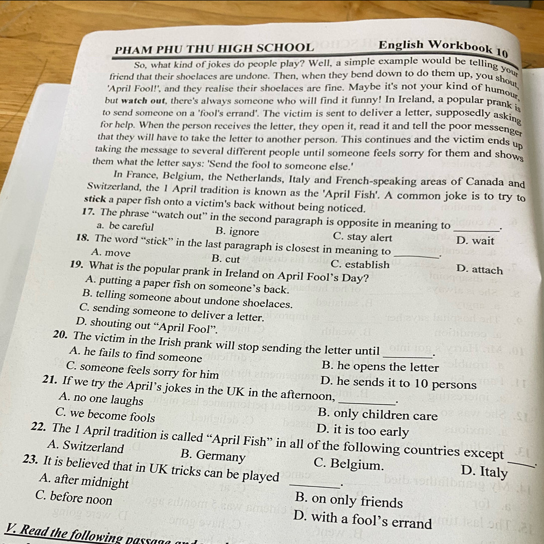 Giải quyết:PHAM PHU THU HIGH SCHOOL English Workbook 10 So, what kind ...