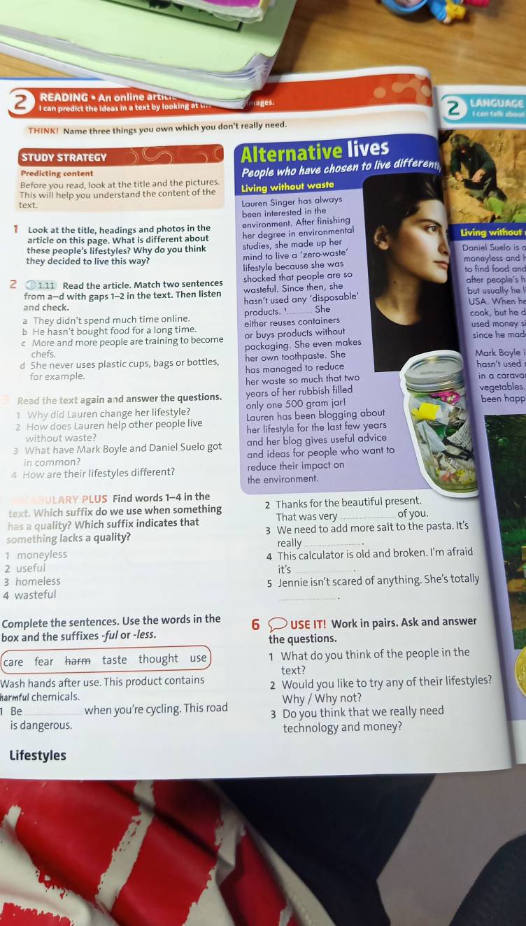 Giải quyết:READING • An o li e 2 I can predict the ideas in a text by ...