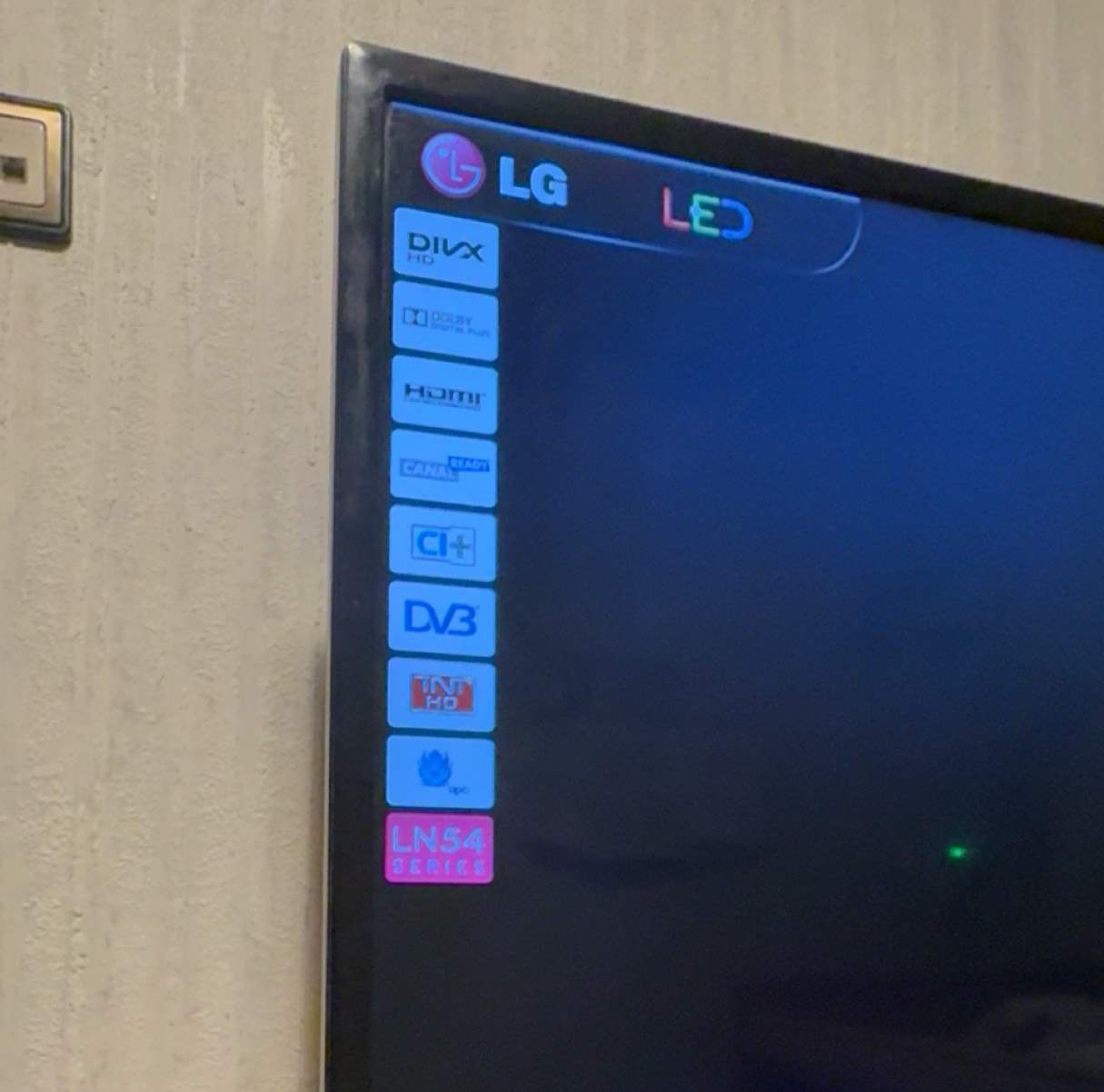 Gelöst:LG DIVX TDOLBY n N5 SERIES