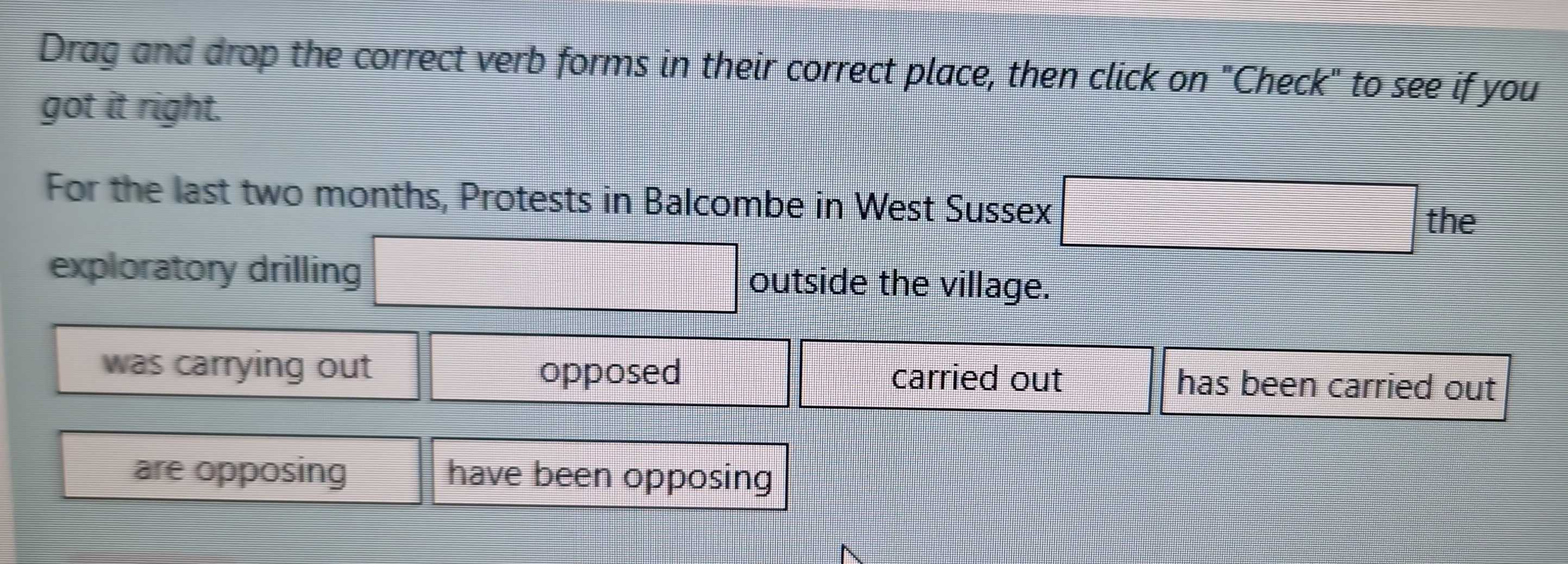 Résolu :Drag and drop the correct verb forms in their correct place ...
